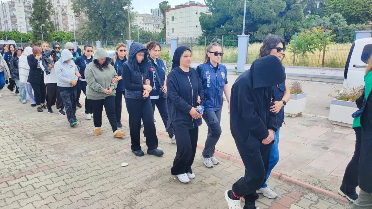 Çökertilen çeteden Rasim Ozan Kütahyalı'ya uzanan yol! Telefon şifresi ...