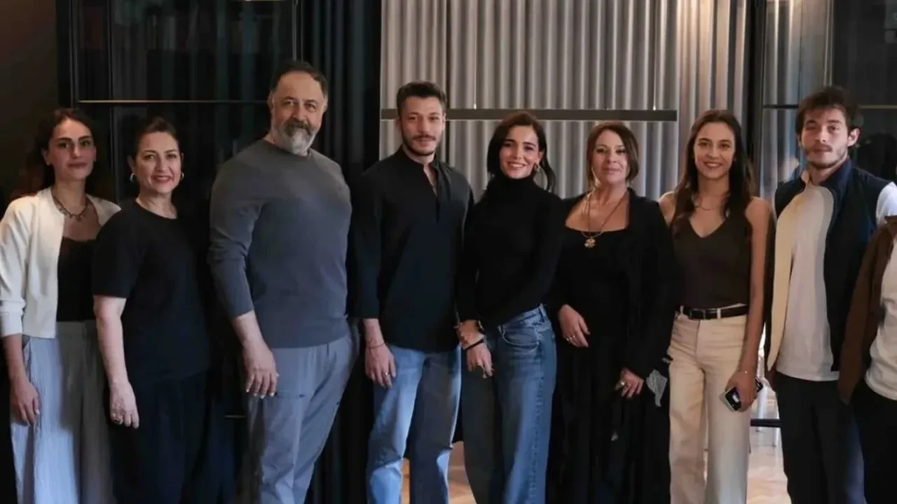 Taha Baran Özbek Mercan Köşk dizisine dahil oldu! Poyraz rolüyle ...