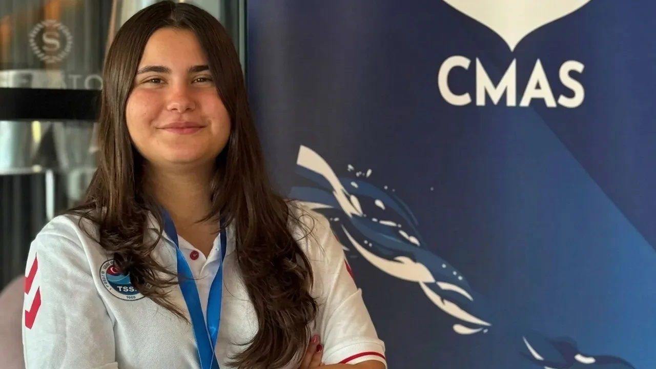 Milli sporcu Ada Olpak serbest dalışta dünya şampiyonu oldu | TGRT Haber
