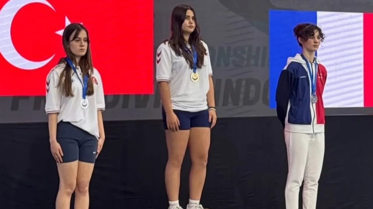 Milli sporcu Ada Olpak serbest dalışta dünya şampiyonu oldu | TGRT Haber