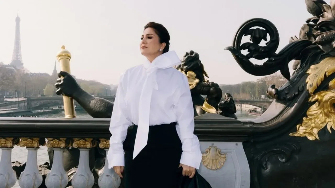 Ece Erken Sibel Can ve Emir Sarıgül'ün evleneceğini duyurdu! Canlı ...