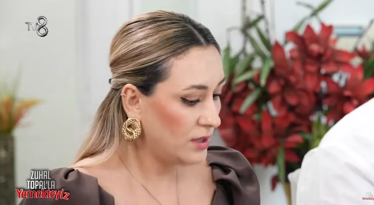 Yemekteyiz Aysel Demir kimdir, kaç yaşında? Yemekteyiz Aysel Demir ne ...