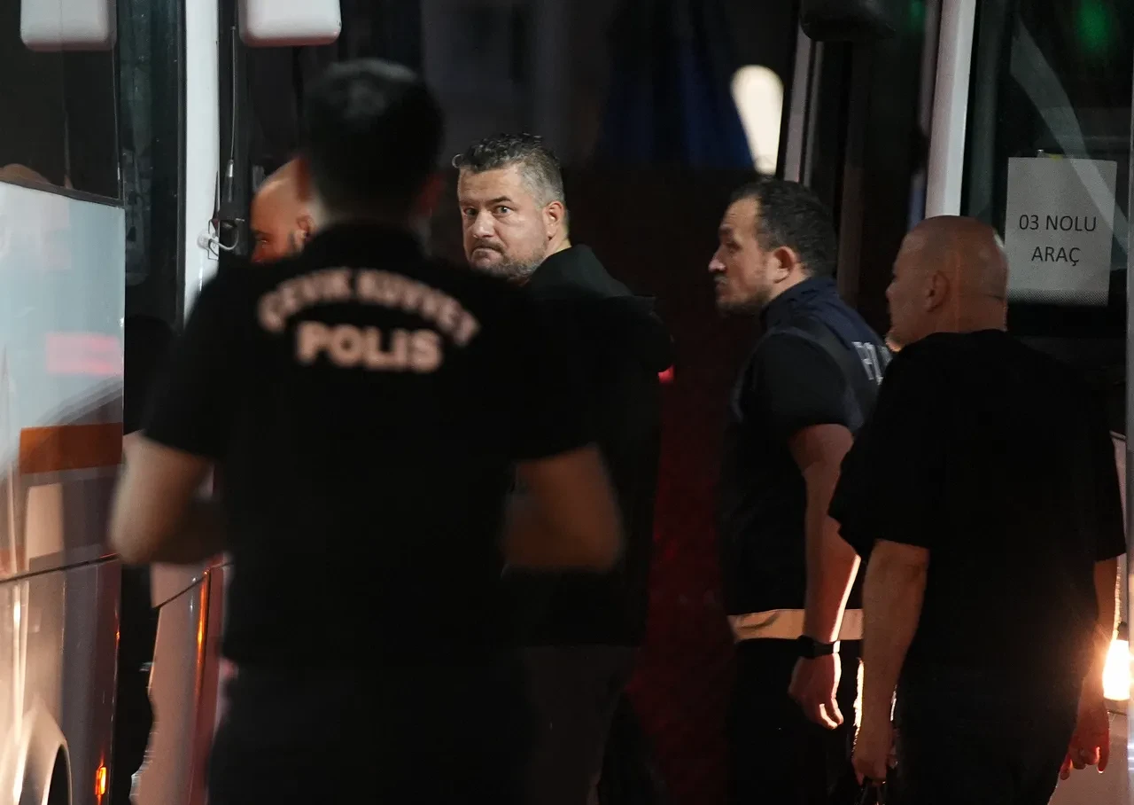 Buca Belediye Başkanı Görkem Duman görevden uzaklaştırıldı | TGRT Haber