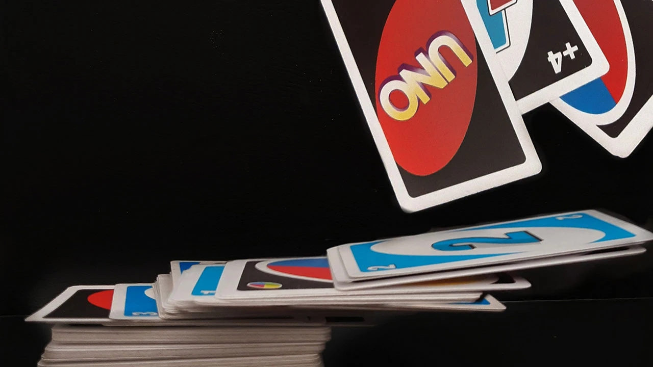 UNO oyunu nedir, nasıl oynanır? UNO kuralları ve kart özellikleri ...