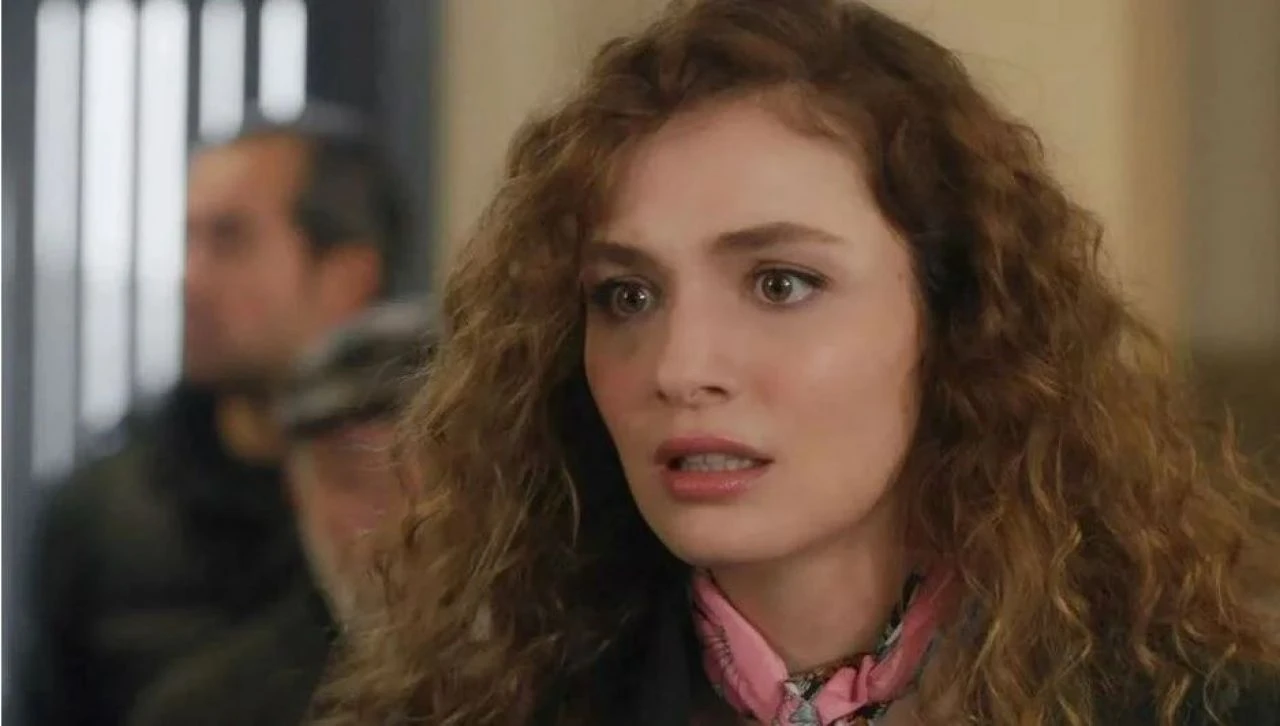 Taş Kağıt Makas dizisinde Alev karakterini Serra Arıtürk oynuyor | TGRT Haber