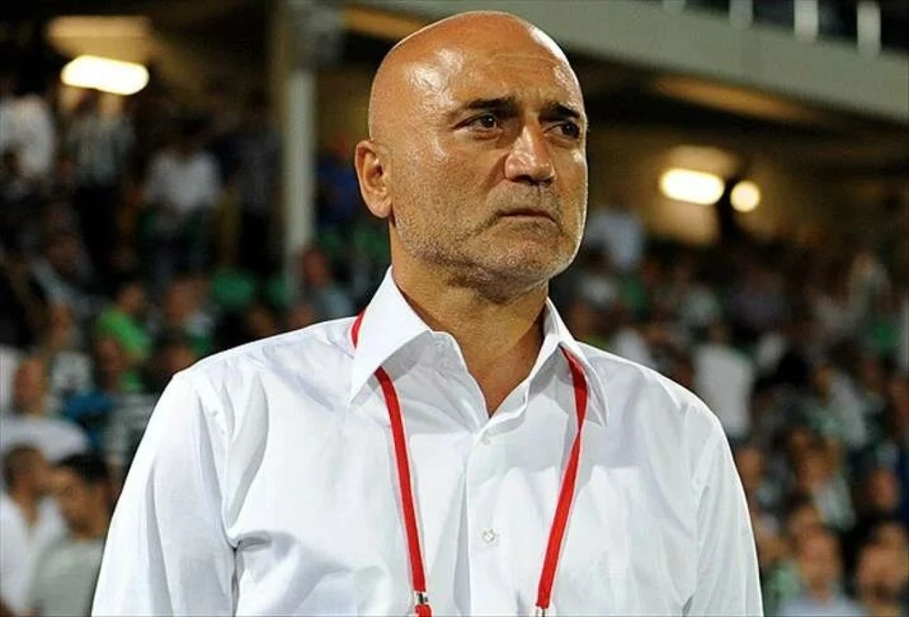 Adana Demirspor teknik direktörü Hikmet Karaman hayatı ve biyografisi ... Adana Demirspor teknik direktörü Hikmet Karaman hayatı ve biyografisi ...
